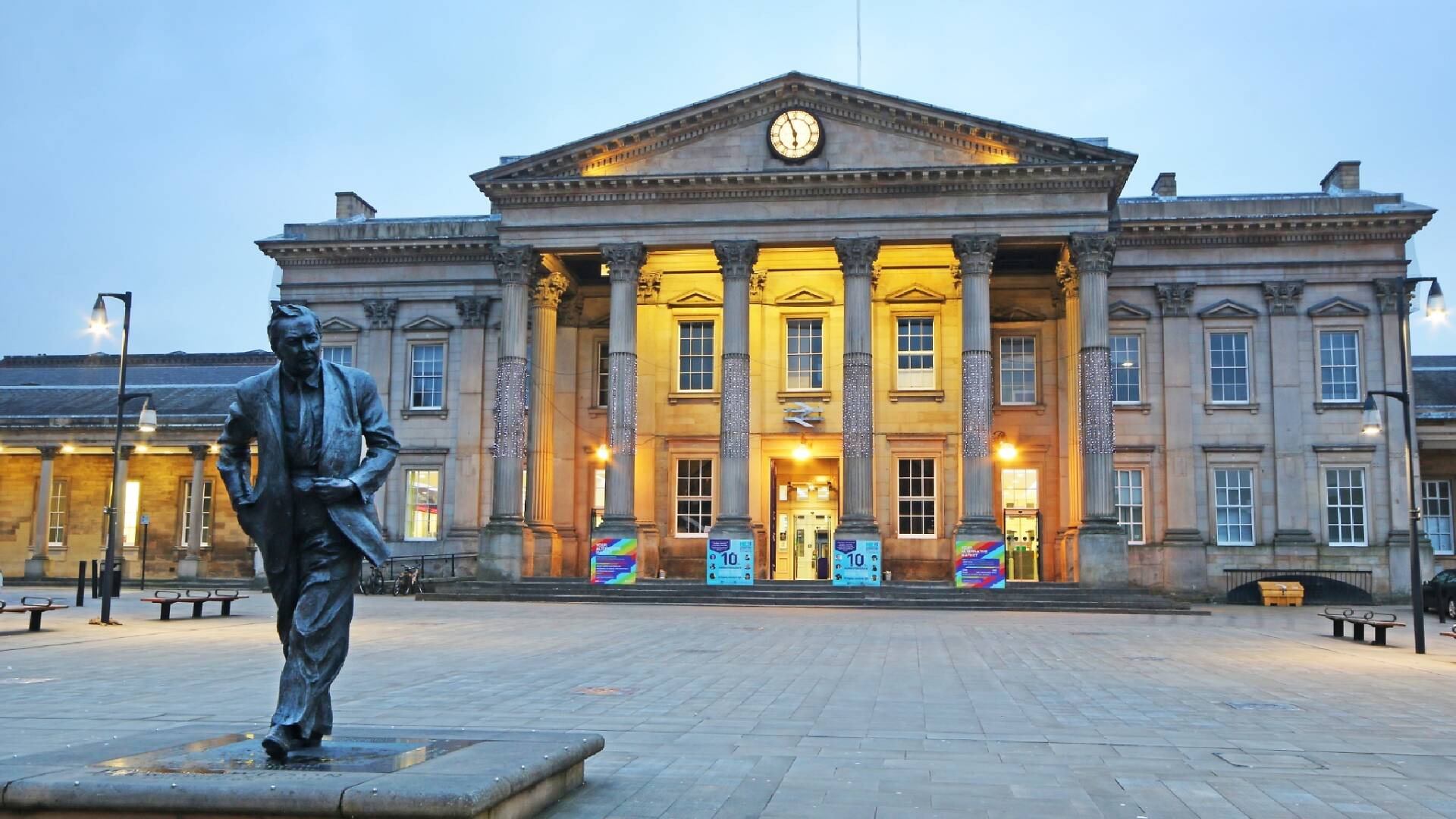 16 Most Beautiful Train Stations in the World Right Now