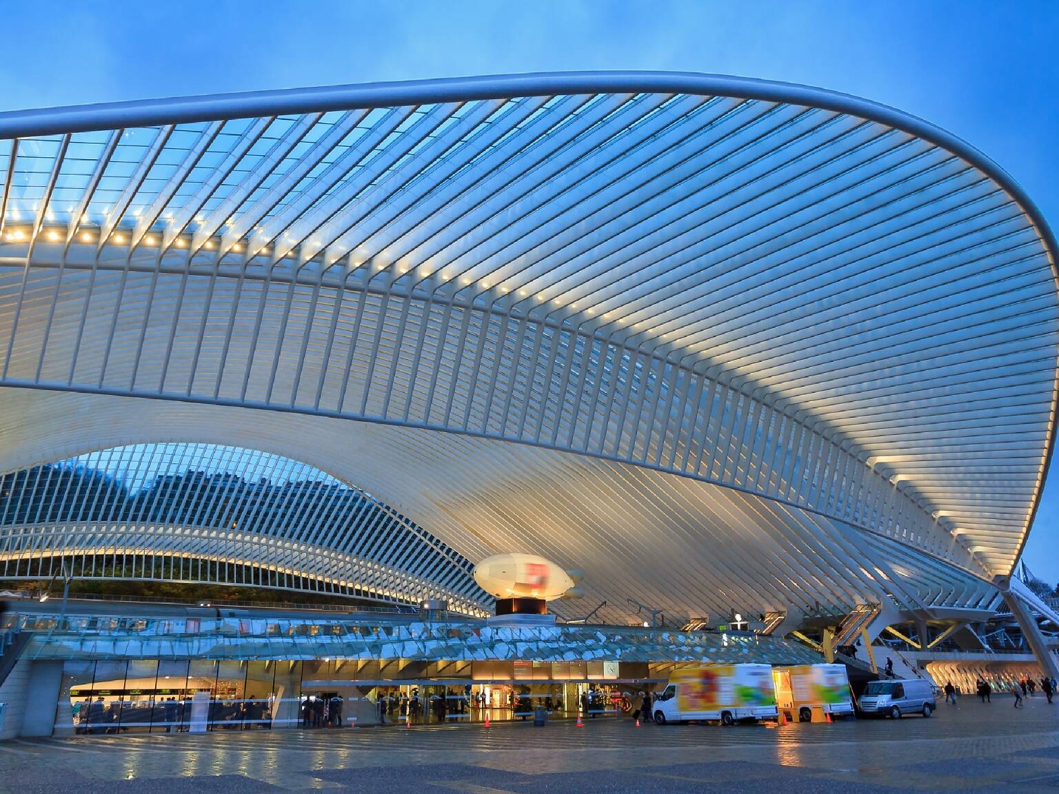 16 Most Beautiful Train Stations in the World Right Now