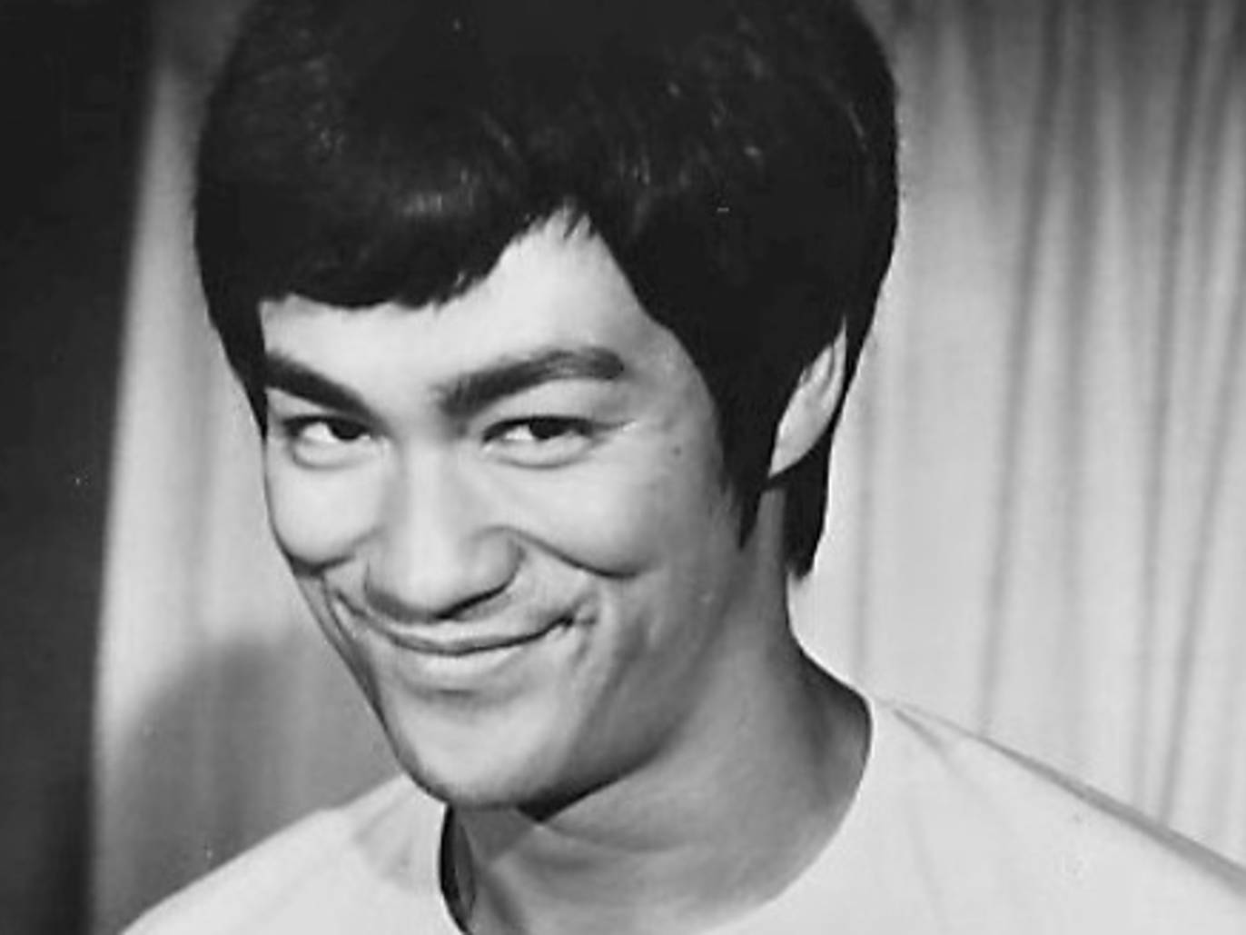 7 signs to tell if you're a real 'Kong girl'