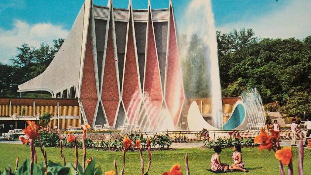 A Last Look At The Old Tanglin Halt