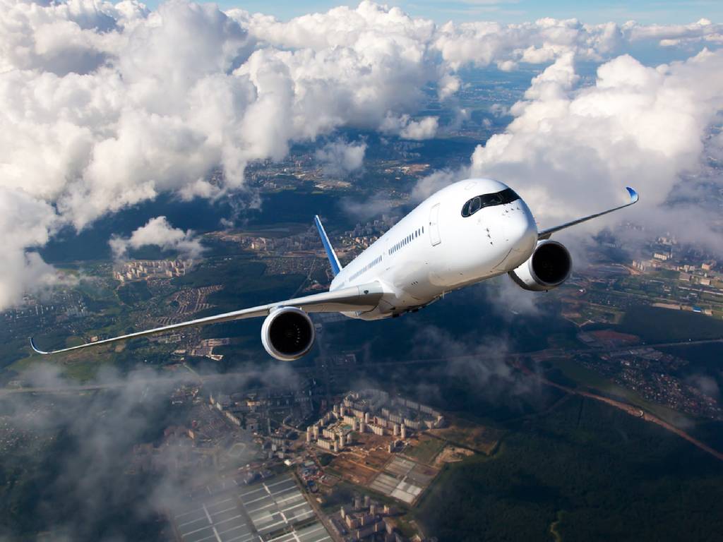 How Safe Is Flying Right Now? We Asked an Expert