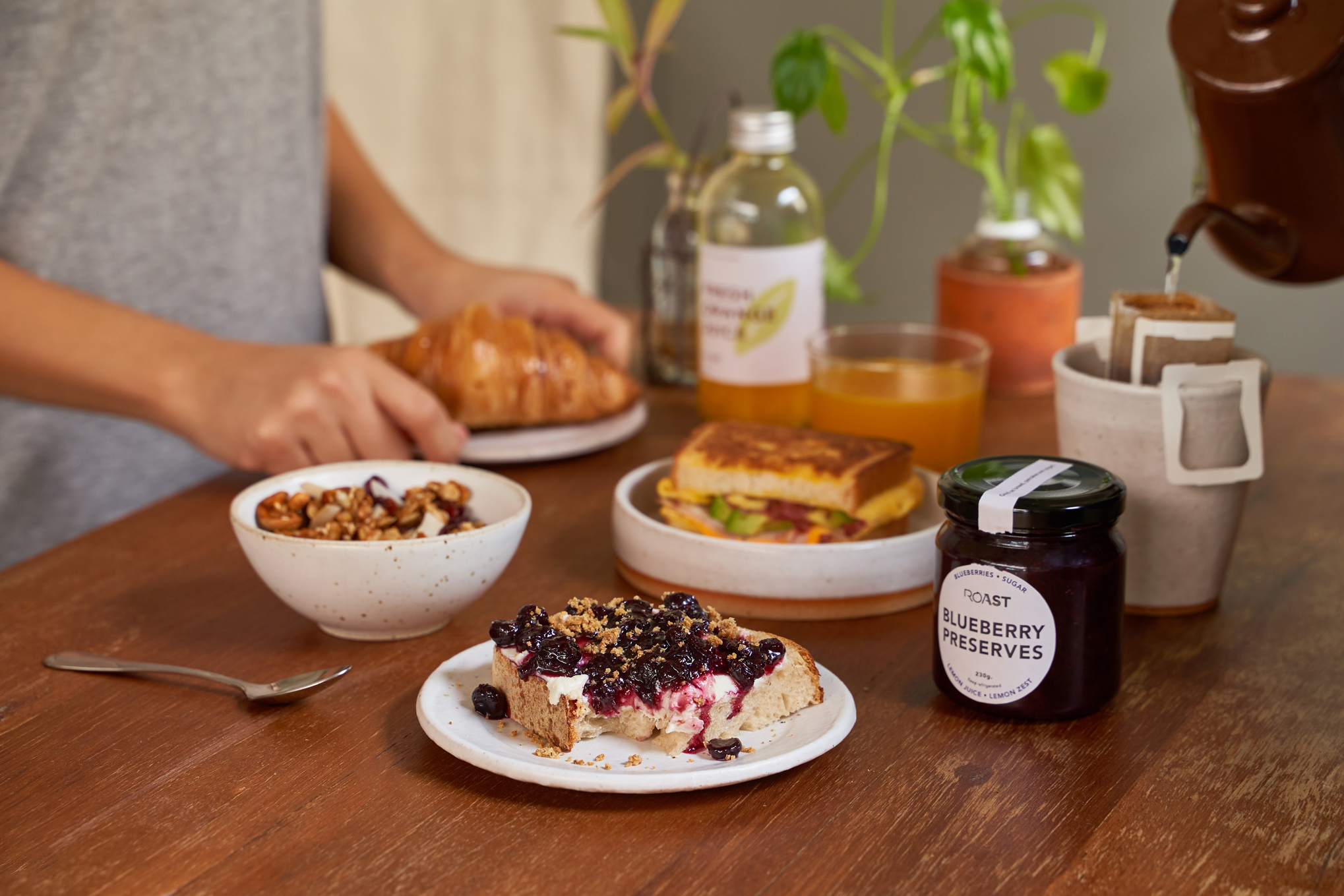 Make home-cooked meal feels like it came from Roast and Ocken with ...