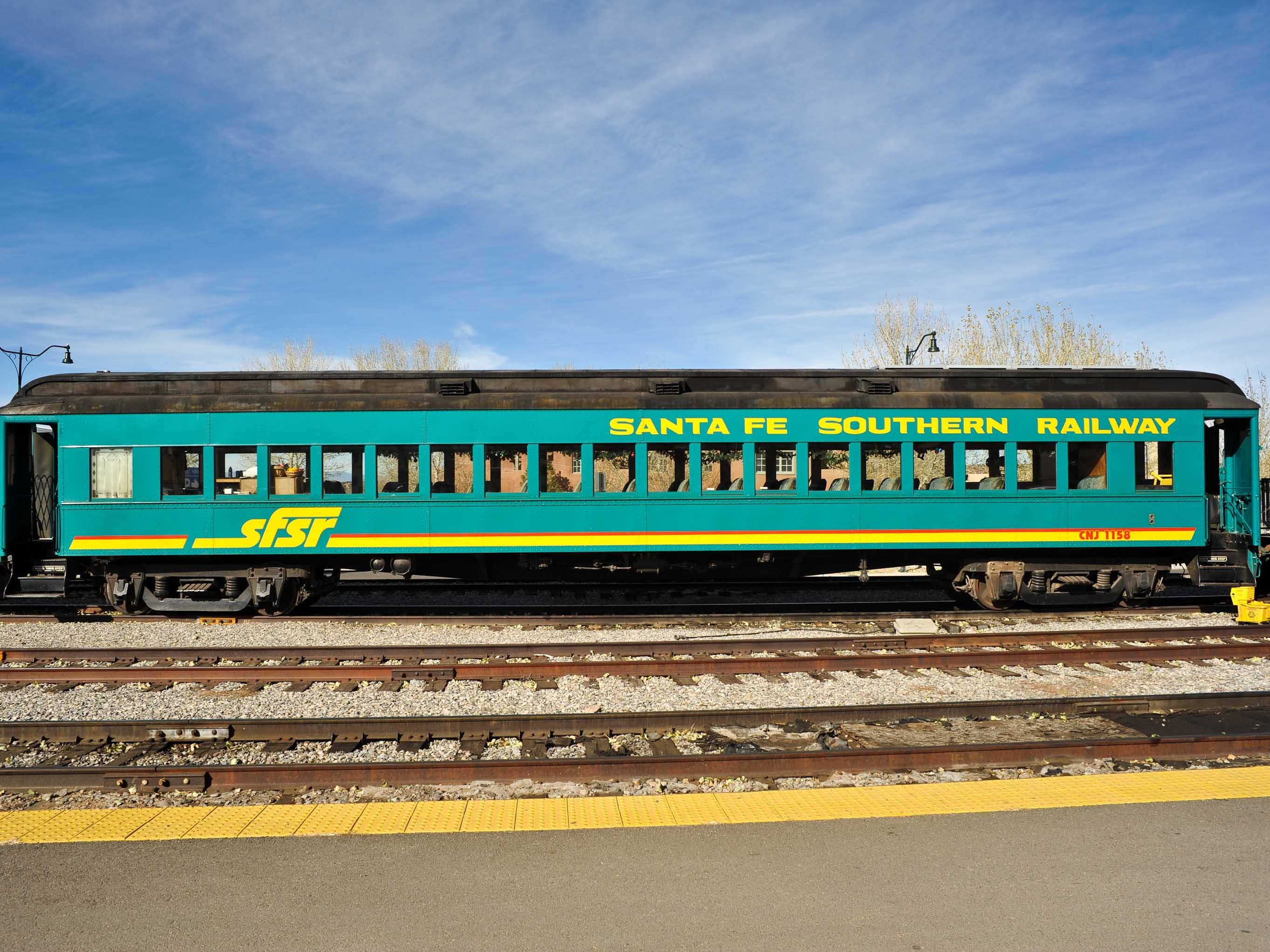 George RR Martin bought a railroad station in New Mexico and plans to ...