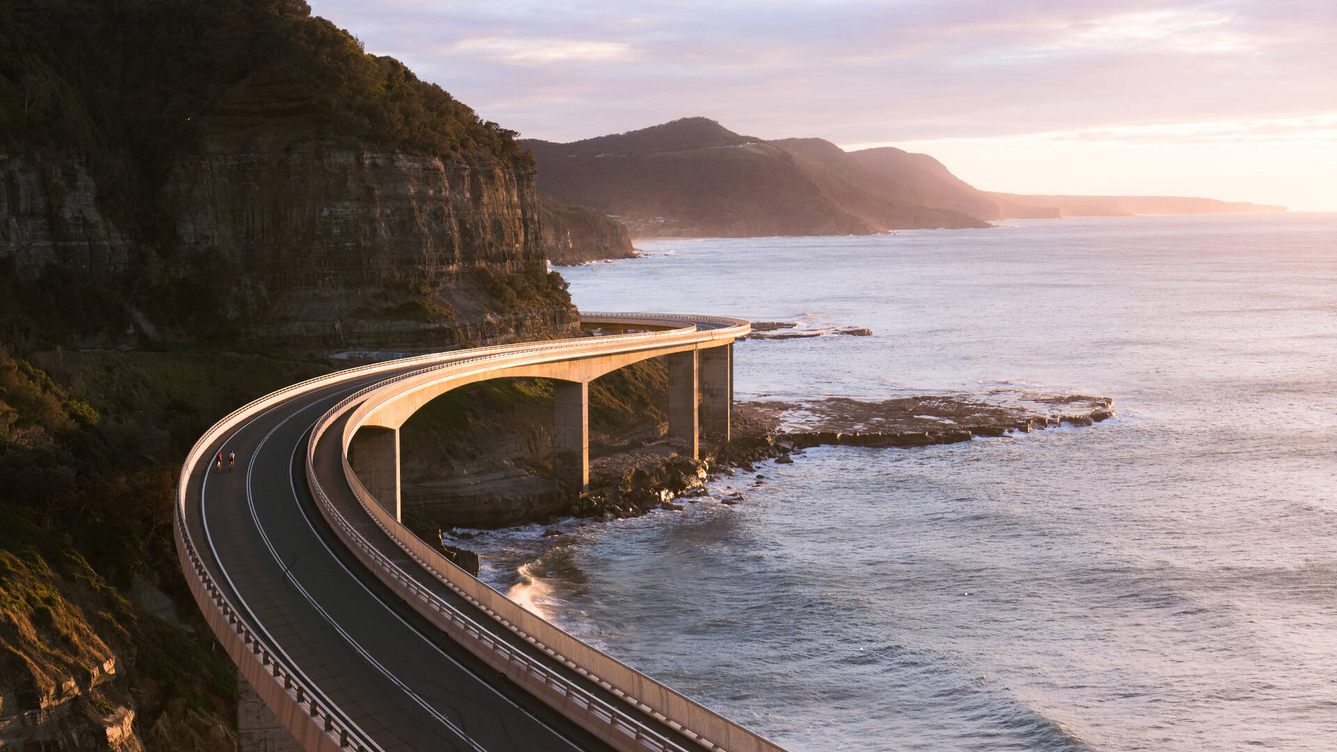 5 Best Scenic Drives Near Sydney Right Now