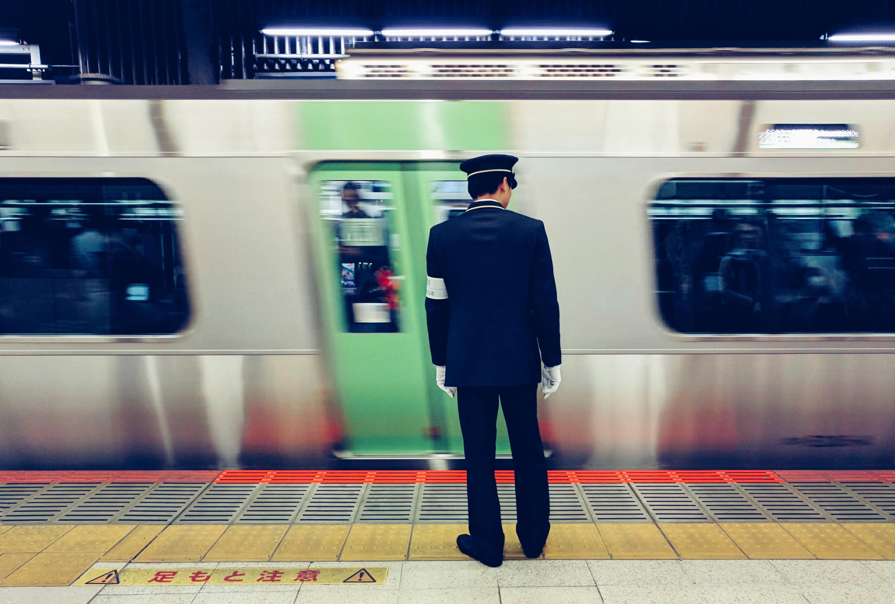 JR East upgrades its phone app with real-time train congestion information
