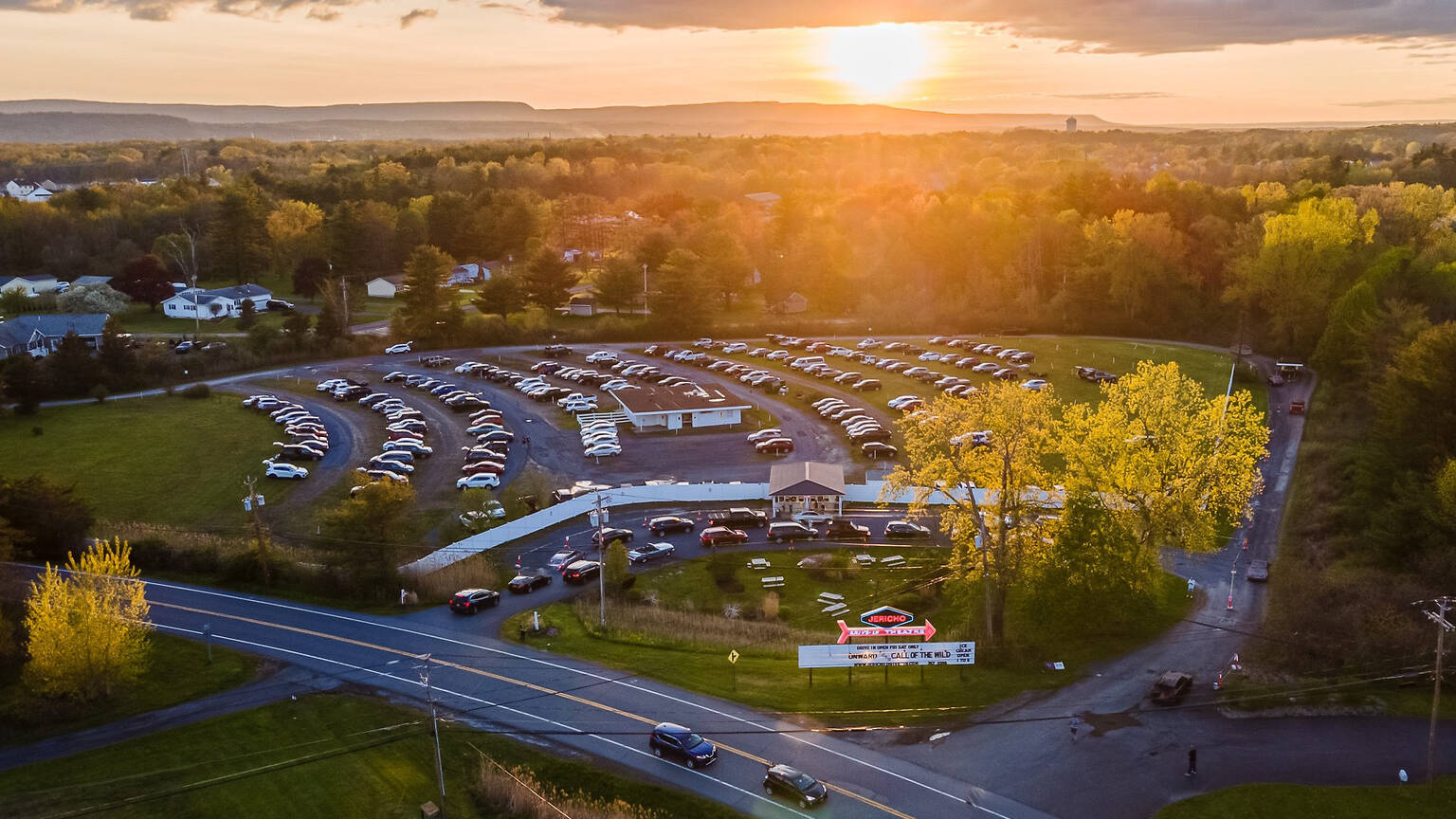 18 Amazing drive-in theaters near New York City