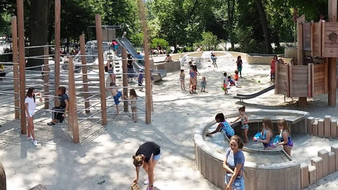 50 Best Playgrounds in NYC for Epic, Kid-Centric Playtime