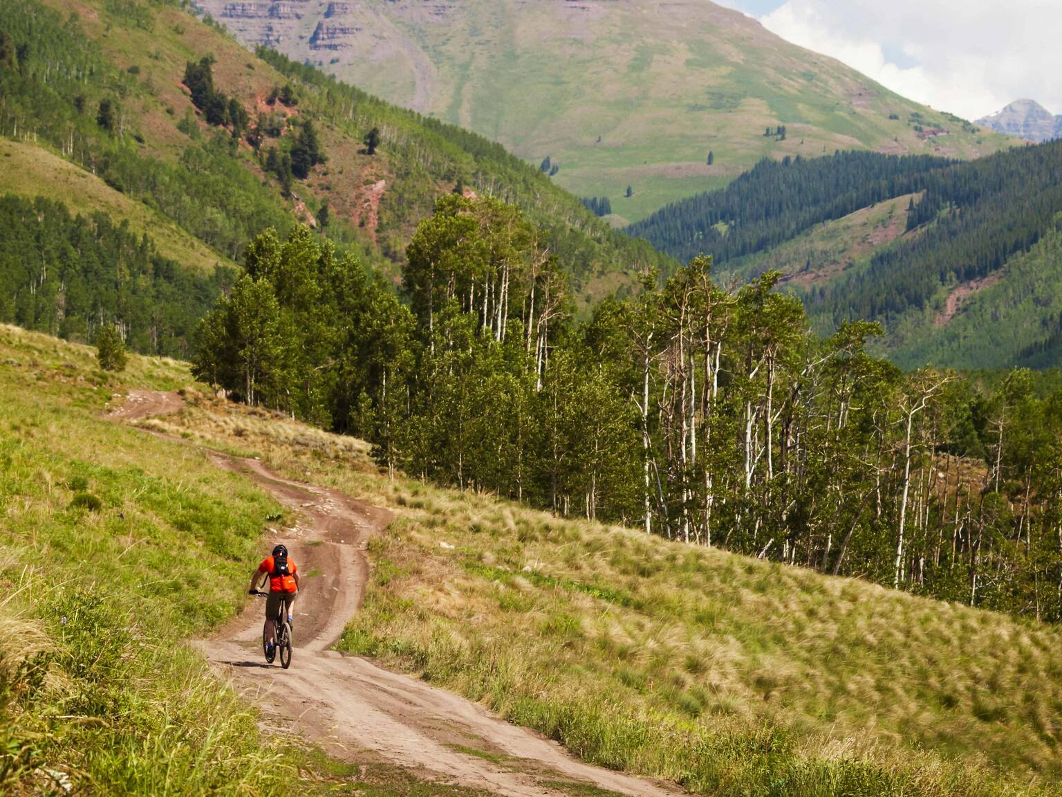18 Best Bike Trails in the U.S. Worthy of a Trip