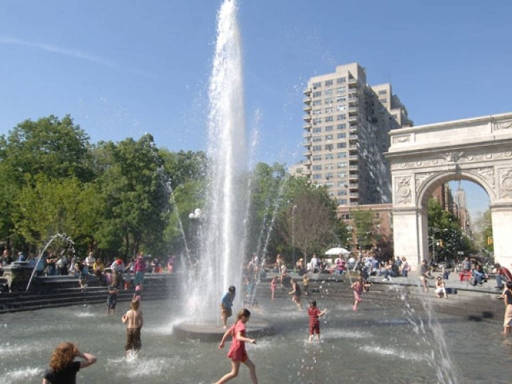 22 Best Water Playgrounds in NYC to Cool Off in the Summer