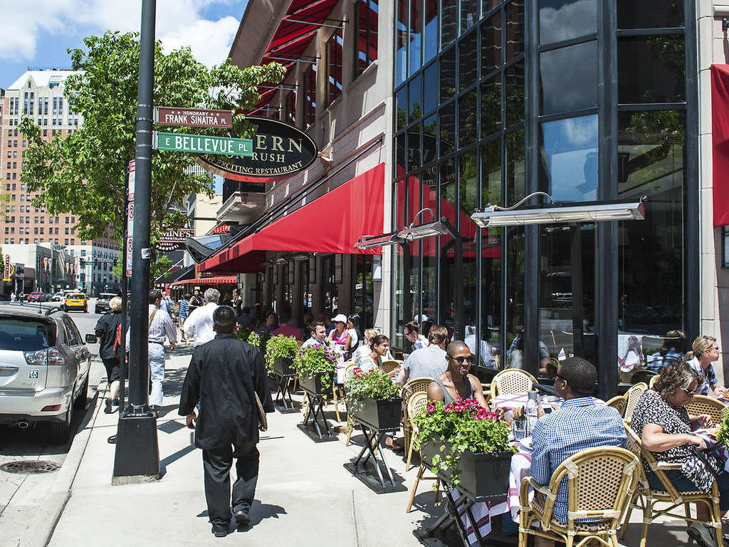 15 Chicago Streets That Are Open for Outdoor Dining