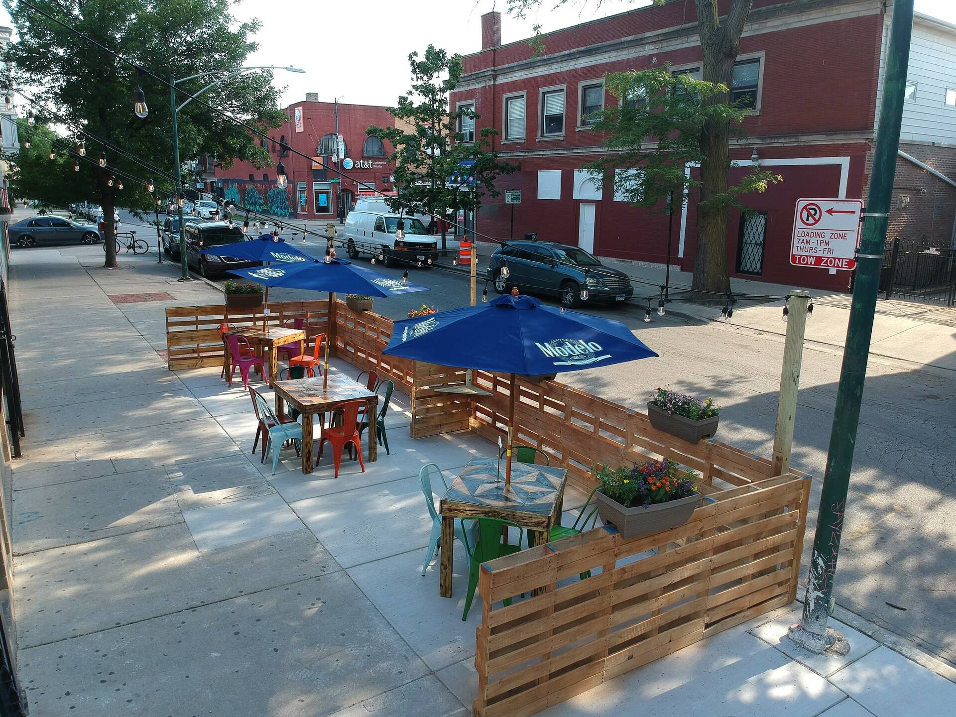 15 Chicago Streets That Are Open for Outdoor Dining