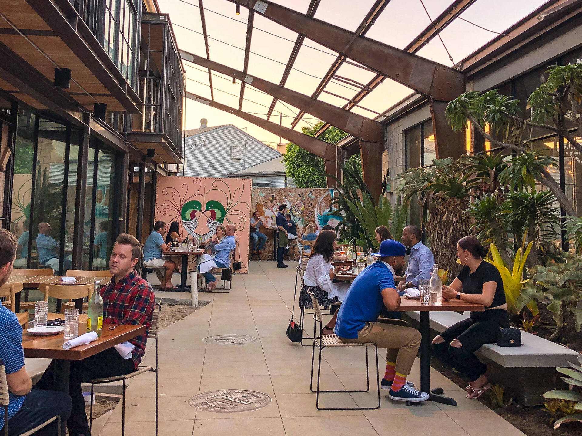 Santa Monica: The ultimate guide to the neighborhood