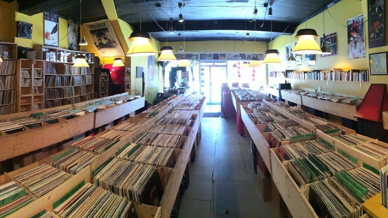 The Best Record Stores in Montreal for New and Used Vinyls