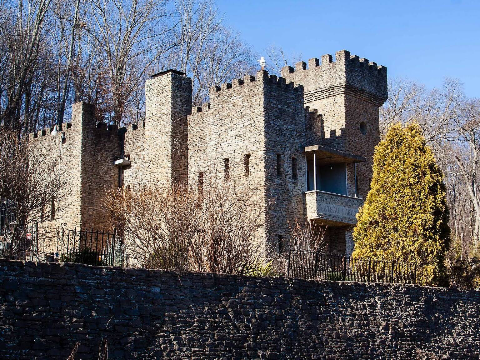 19 Incredible Castles in America to Feel Like You're in Europe