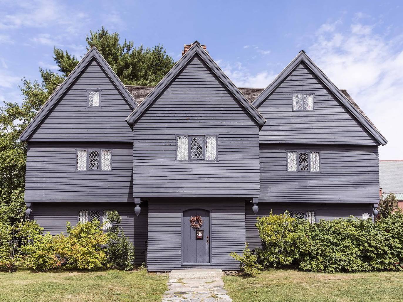 19 Weird Landmarks in the US You Have to See to Believe