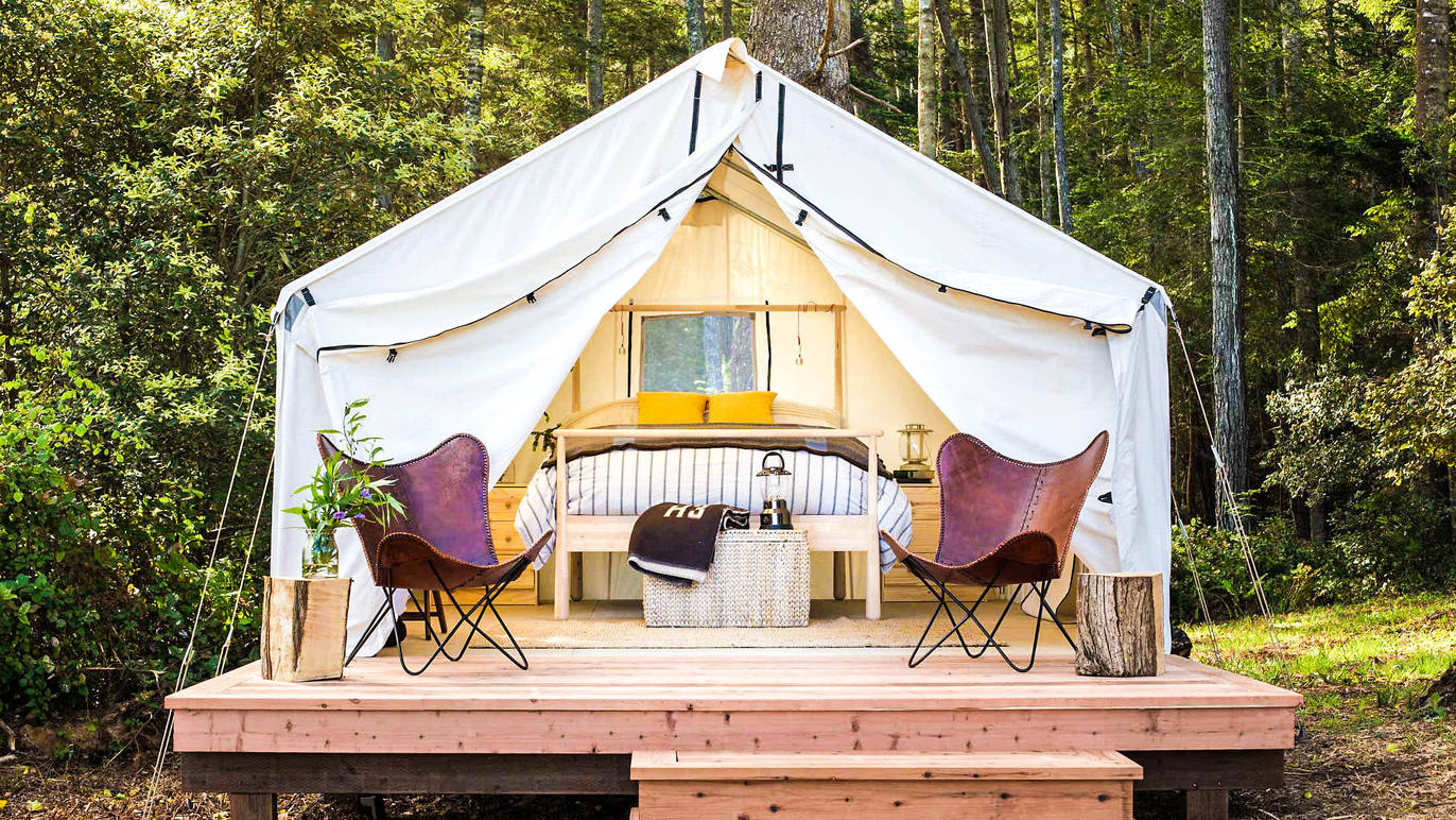 18 Best Glamping Spots in the USA For A Luxury Outdoor Stay