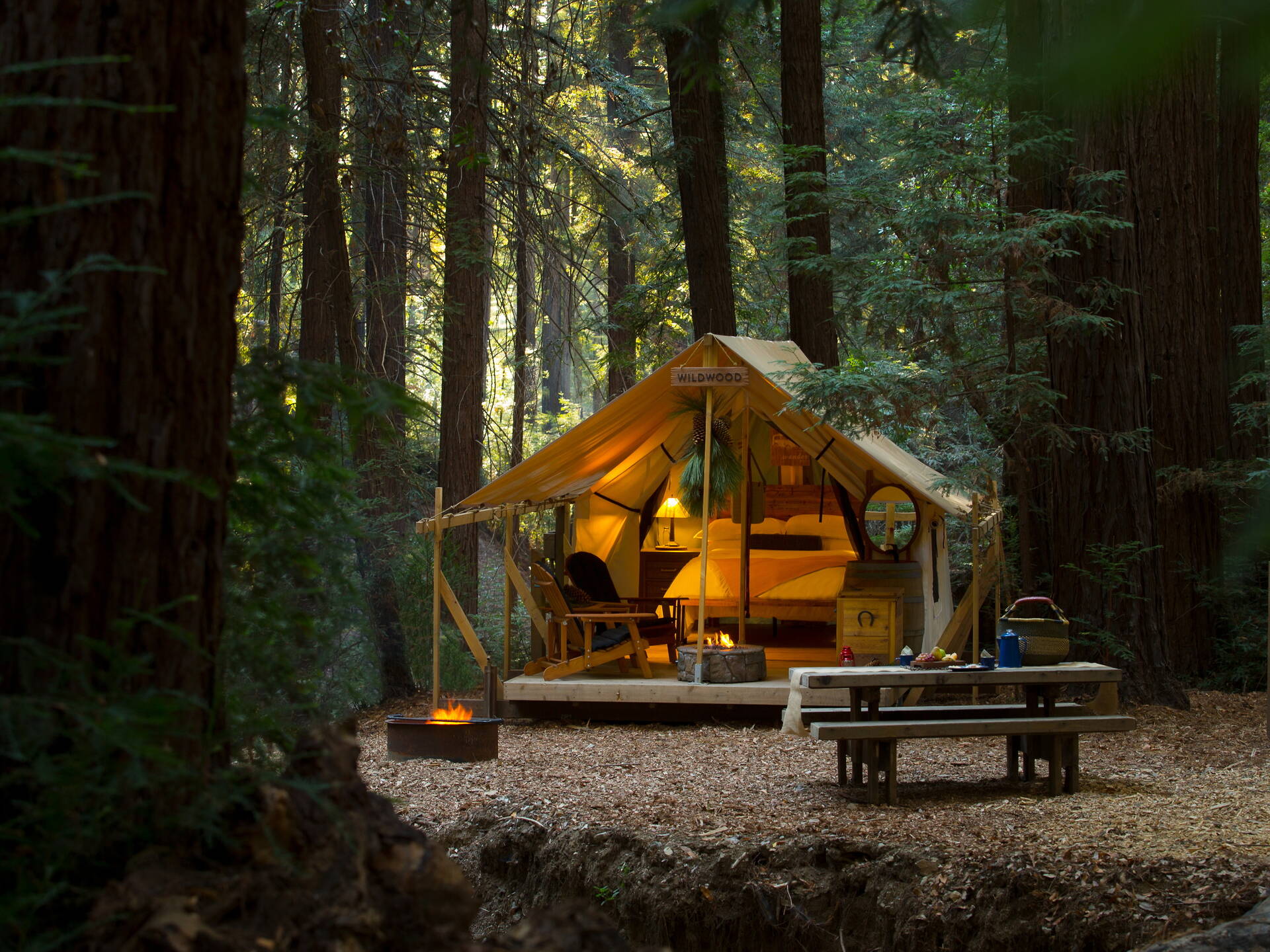 18 Best Glamping Spots in the USA For A Luxury Outdoor Stay