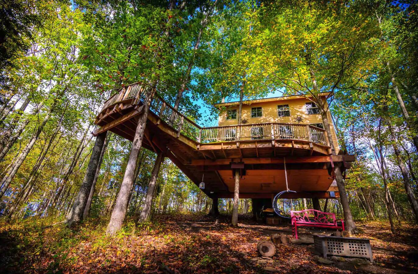 13 Amazing Treehouse Airbnbs near Chicago for 2025