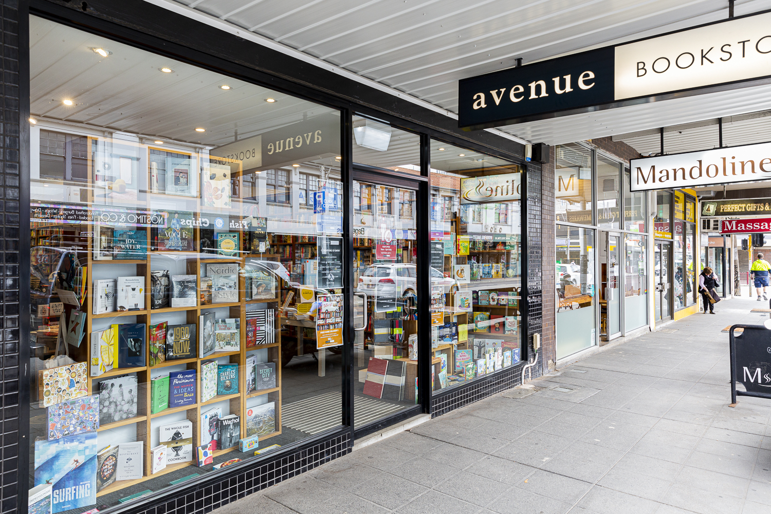 Avenue Bookstore | Shopping in Elsternwick, Melbourne