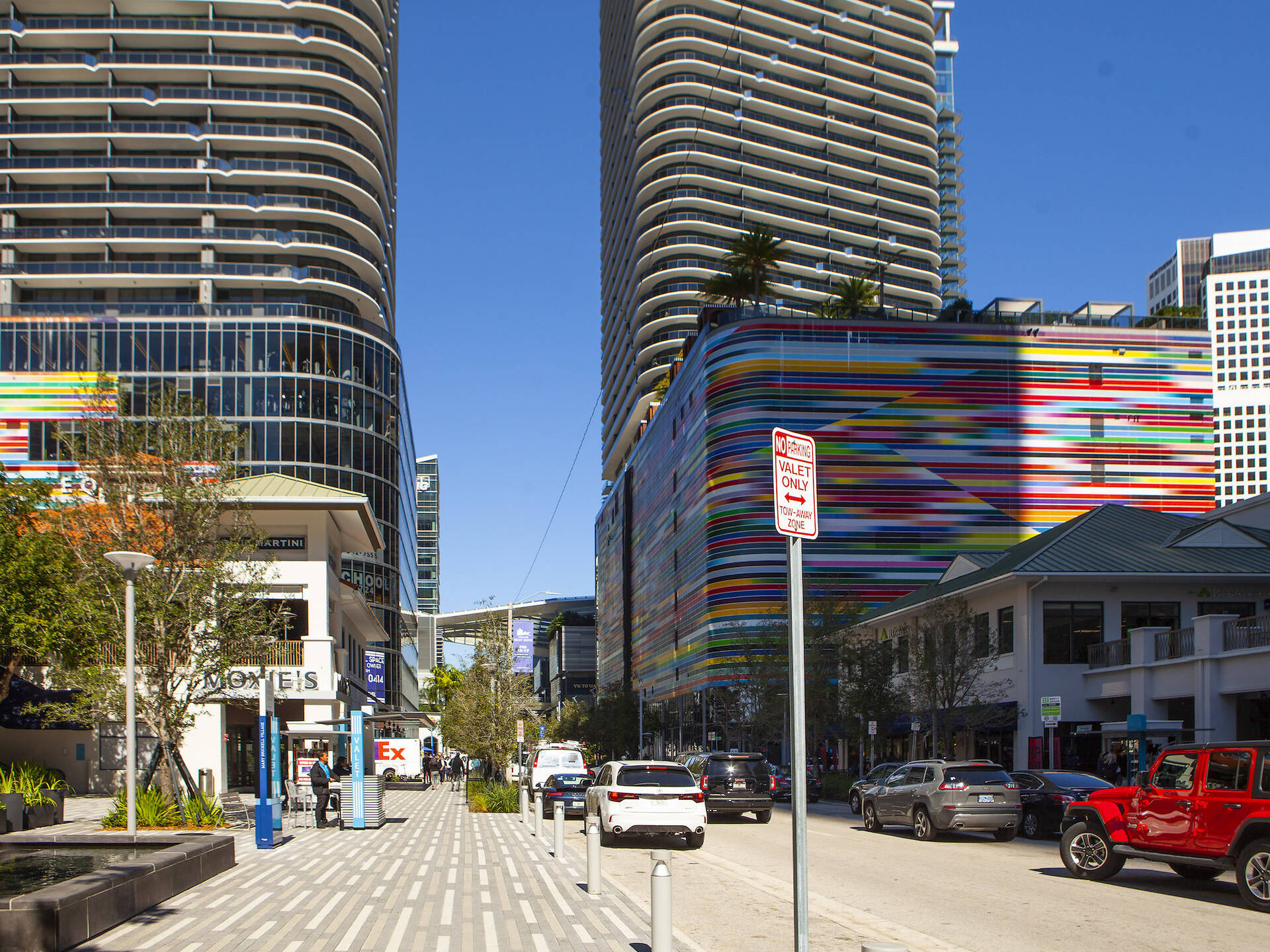 19 Best Things to do in Brickell, Miami's Walkable Financial Center