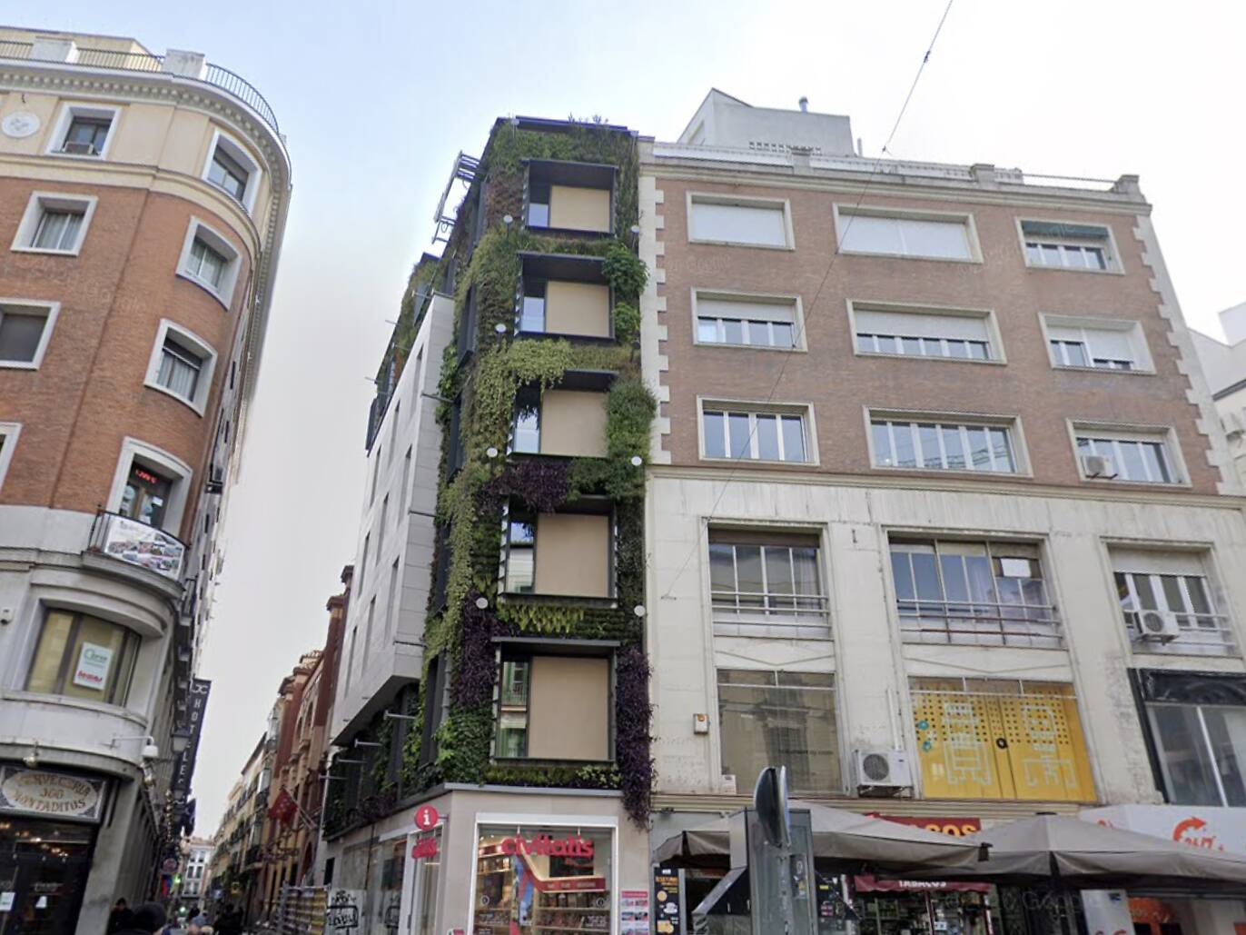 Los jardines verticales más impresionantes de Madrid