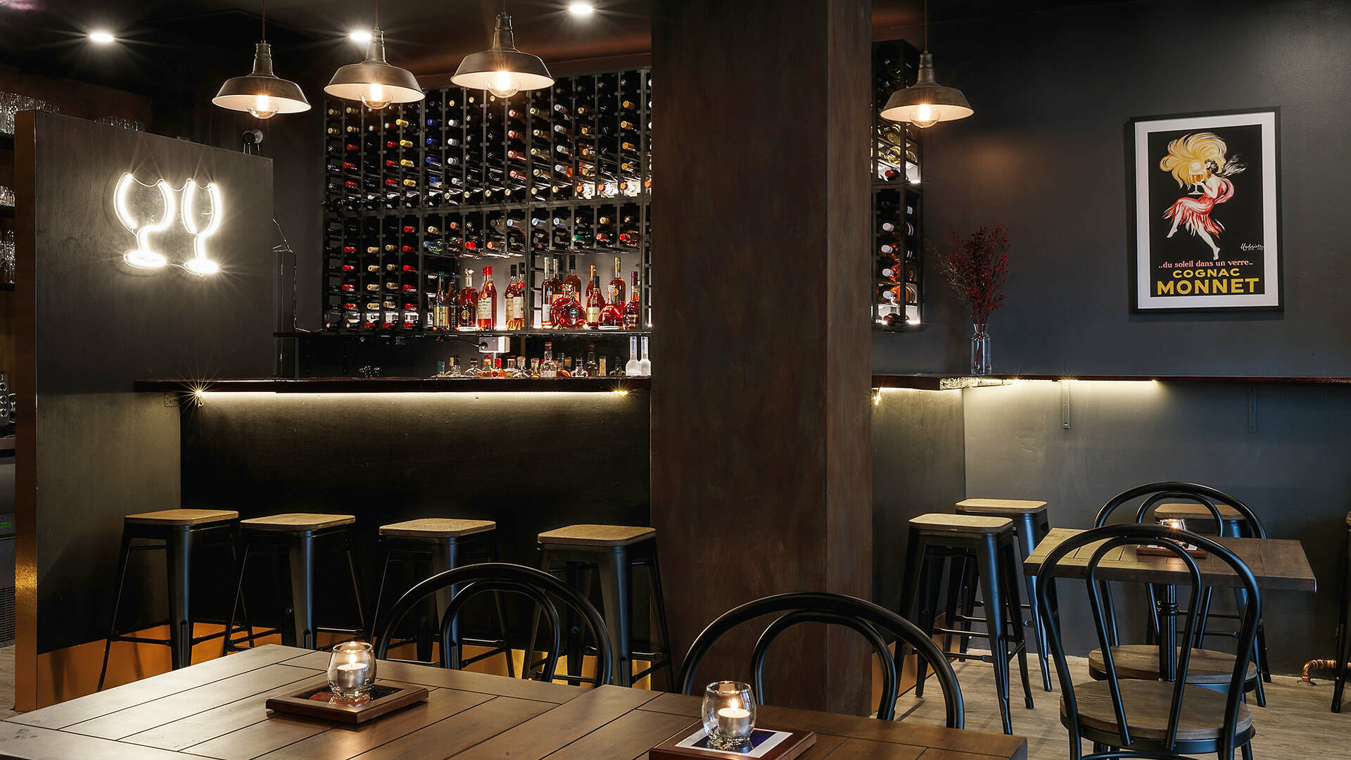 Hendriks Cognac & Wine | Bars in Crows Nest, Sydney