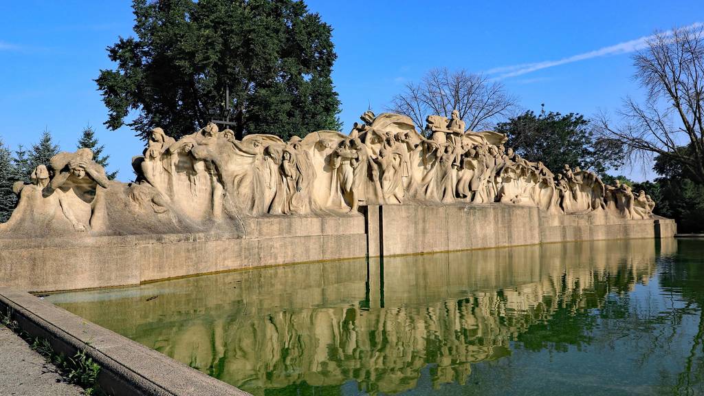 27 Beautiful Pieces of Public Art and Sculptures in Chicago