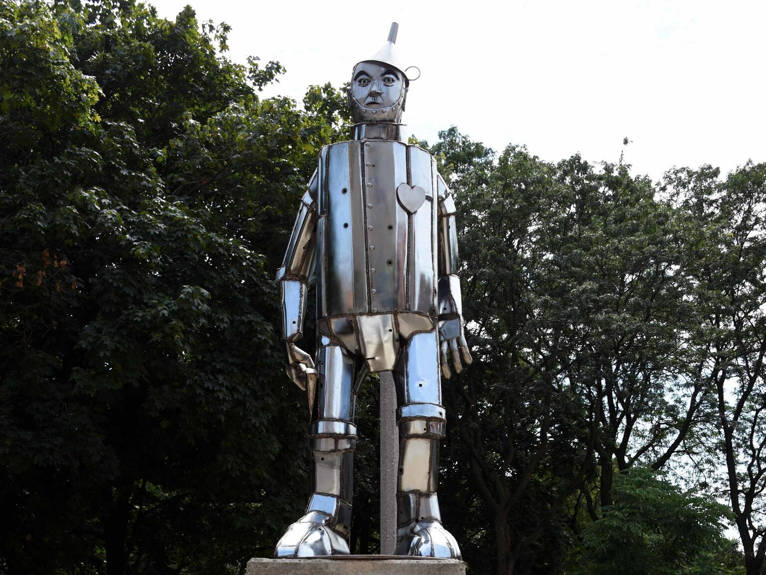 18 Best Sledding Hills in Chicago