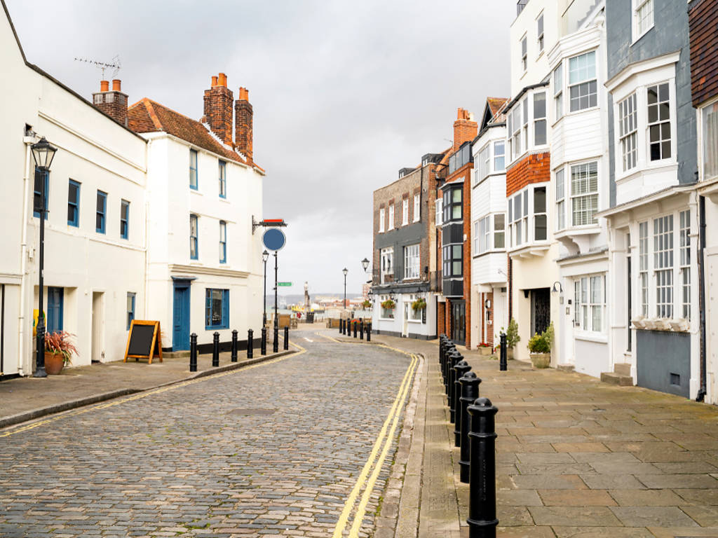 Worthing 2022 | Ultimate Guide To Where To Go, Eat & Sleep in Worthing ...