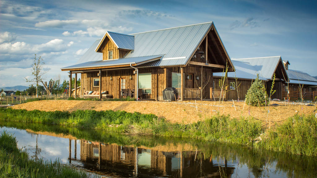 17 Best Farm Stays in the United States | Farm Vacations