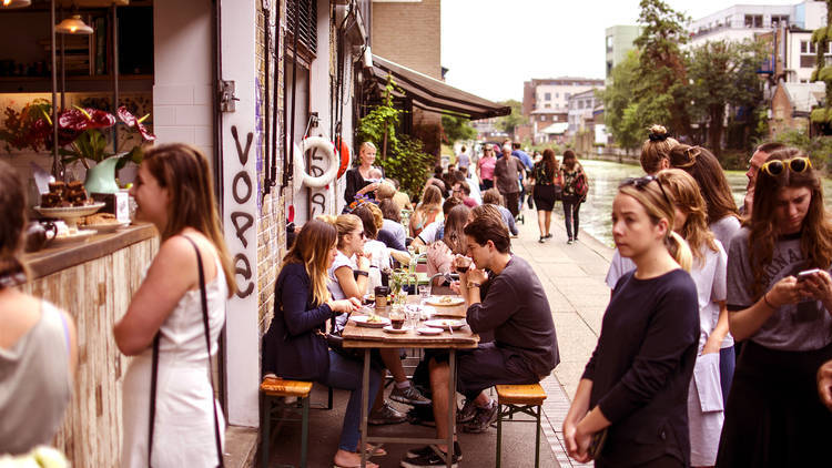 Towpath Café Hackney has reopened (and it’s doing dinner)
