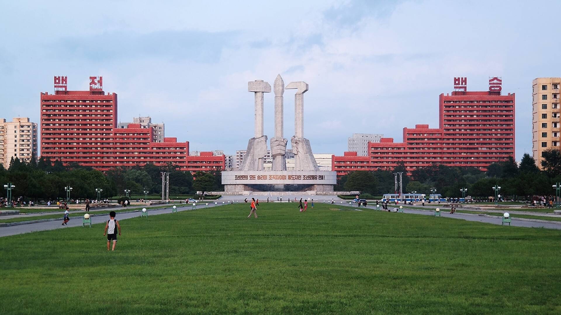 Pyongyang Architecture: Bizarre and Beautiful Buildings of North Korea