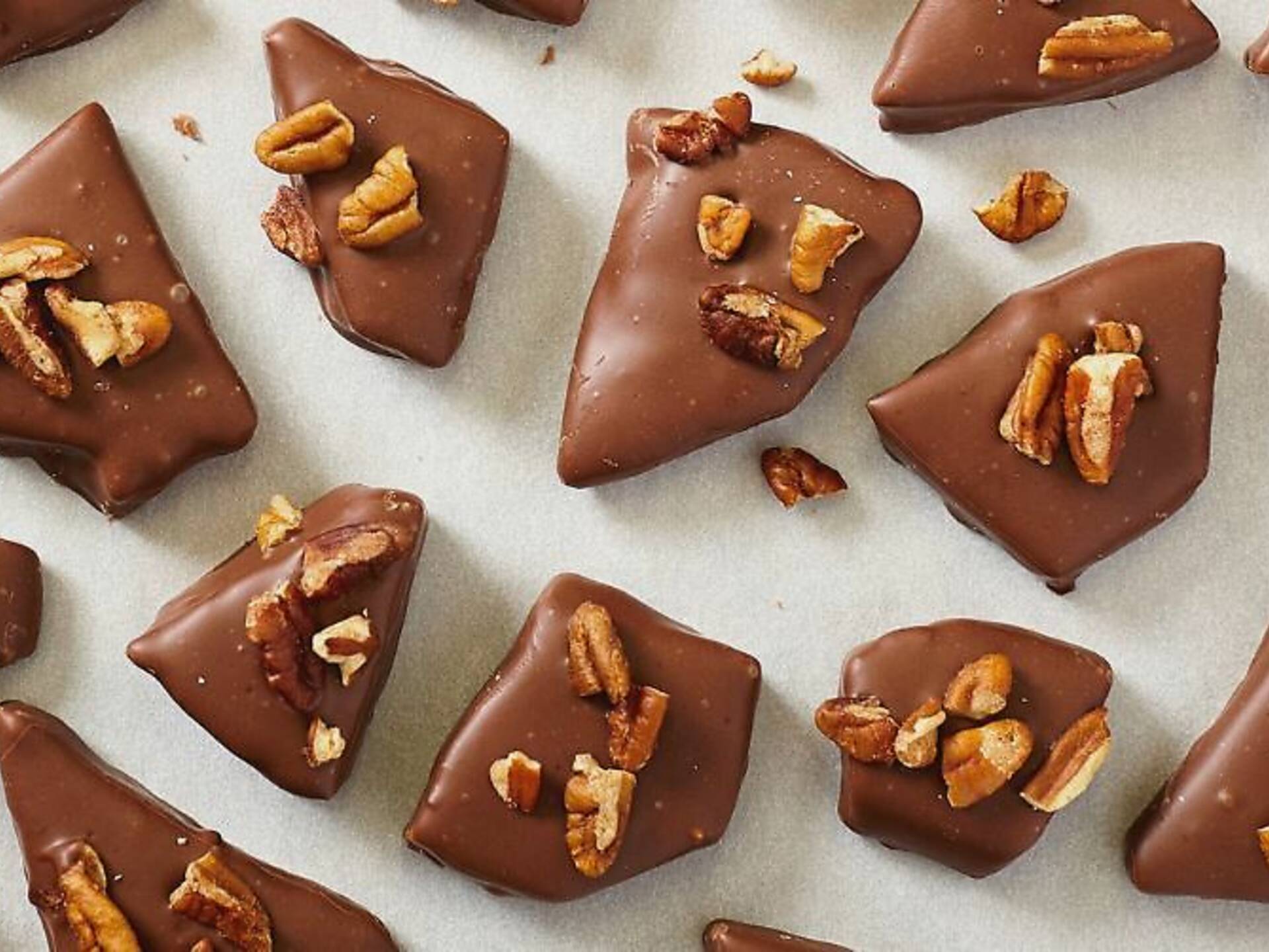 17 Incredible Candy Stores In Chicago