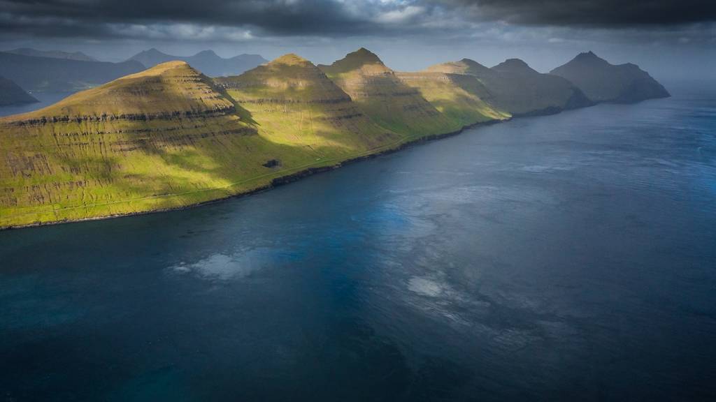 Amazing Photos of the Faroe Islands’ Stunning Landscapes From Above
