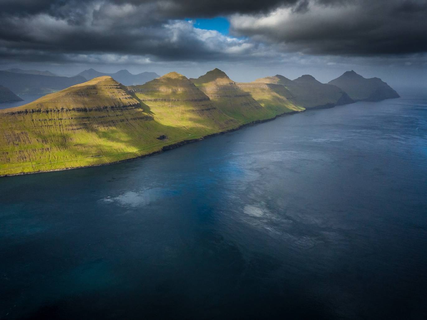 Amazing Photos of the Faroe Islands’ Stunning Landscapes From Above