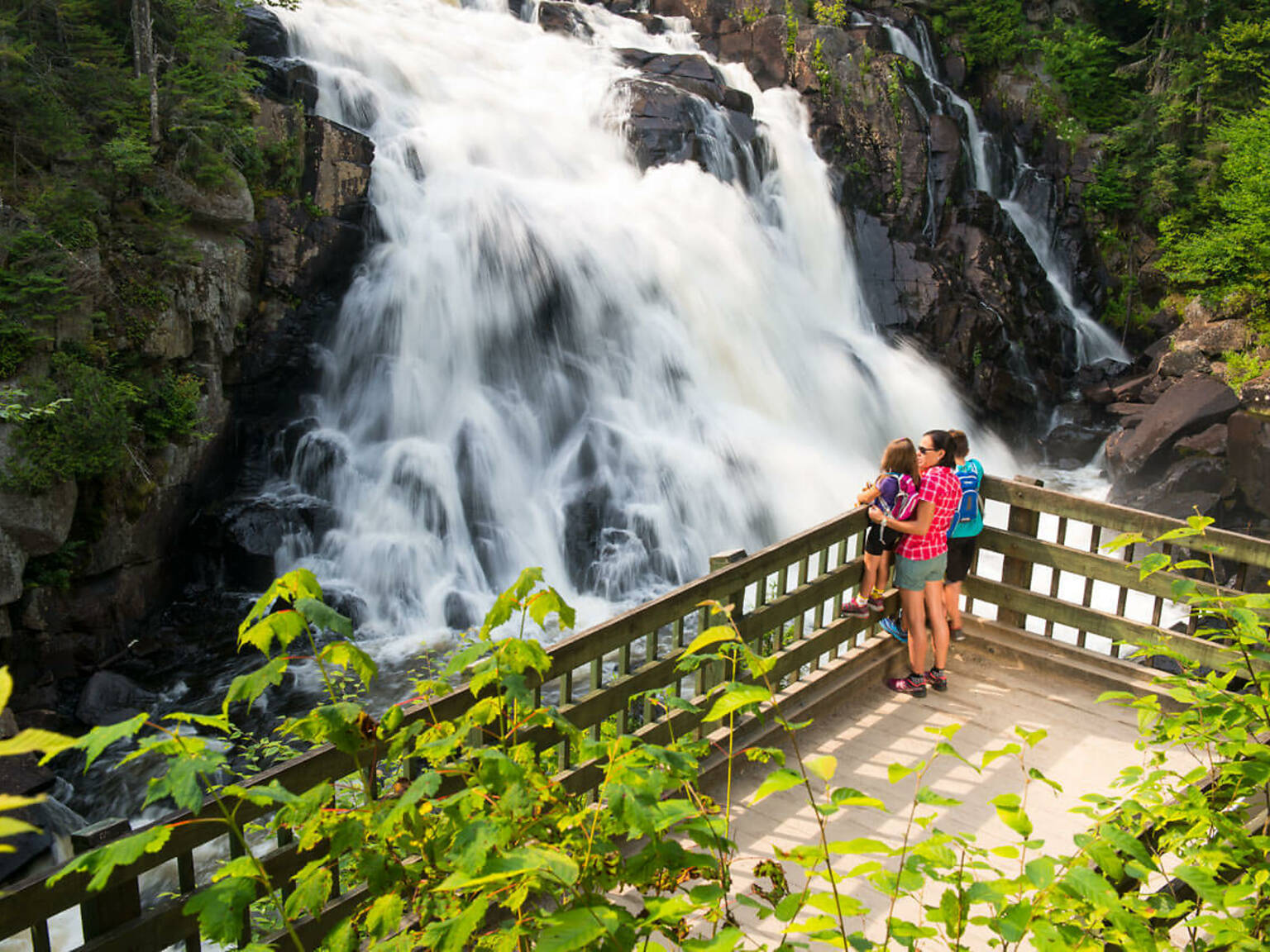 Où trouver les chutes les plus spectaculaires près de Montréal