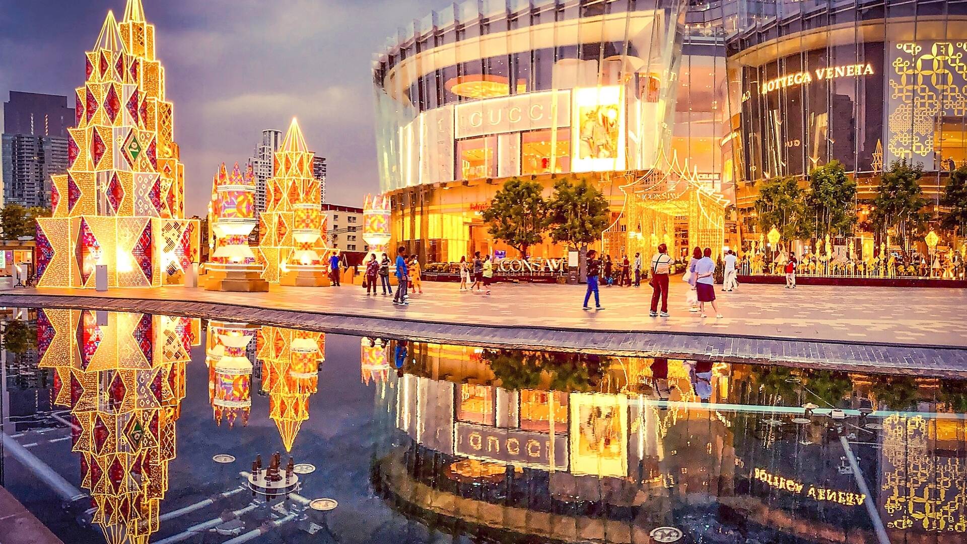ICONSIAM | Shopping in Charoennakhon, Bangkok