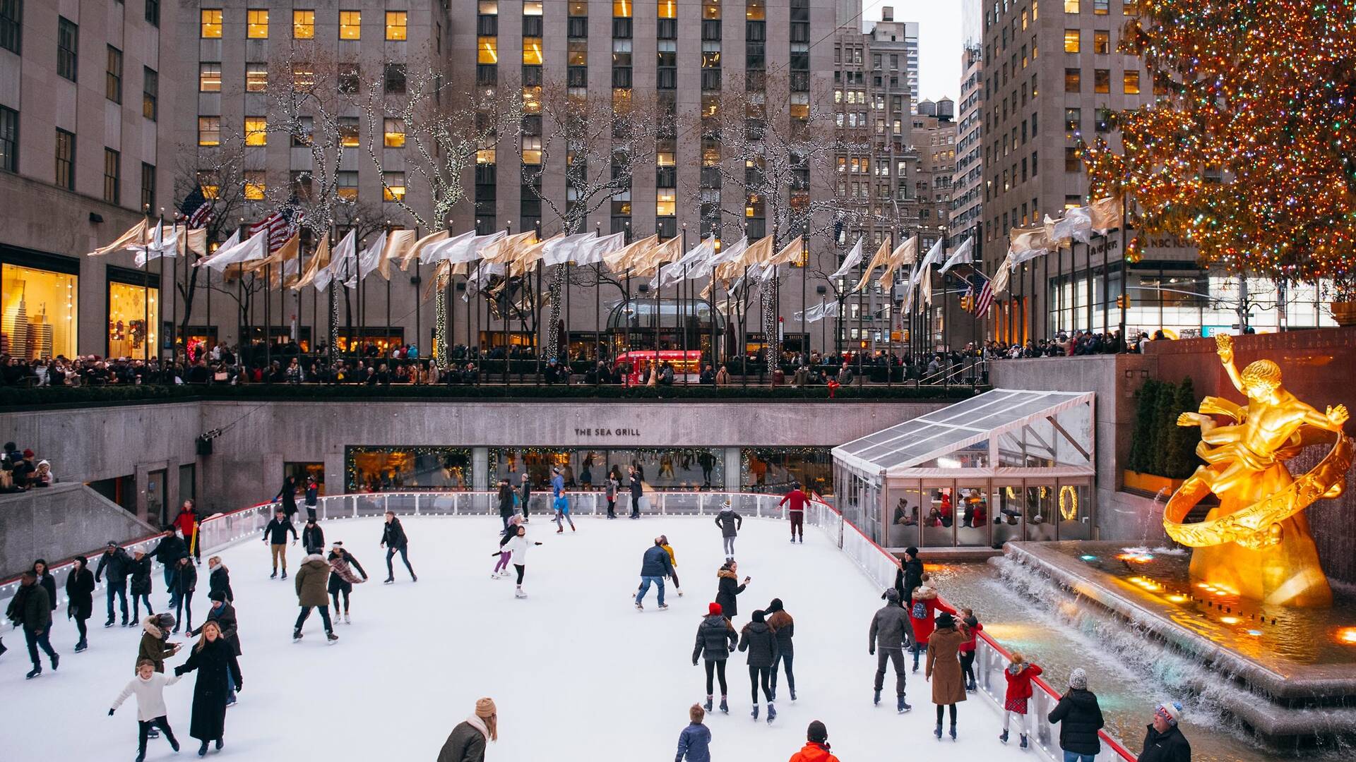 13 Best Ice Skating Rinks in America to Check Out This Winter