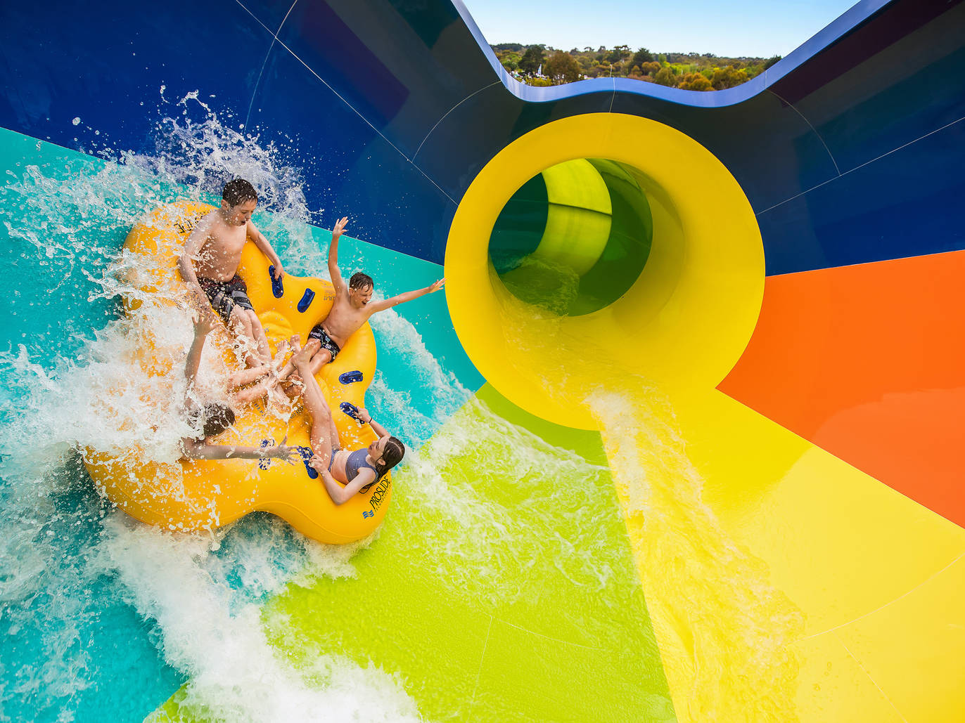 The 8 best and biggest Aussie waterparks to splash into this year