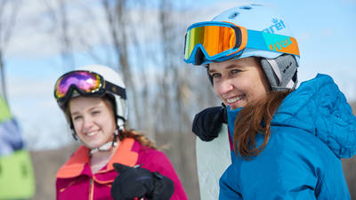 17 Best Ski and Snowboard Resorts Near Chicago To Visit This Winter