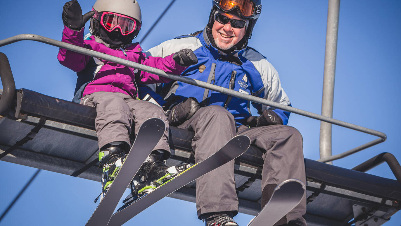 17 Best Ski and Snowboard Resorts Near Chicago To Visit This Winter