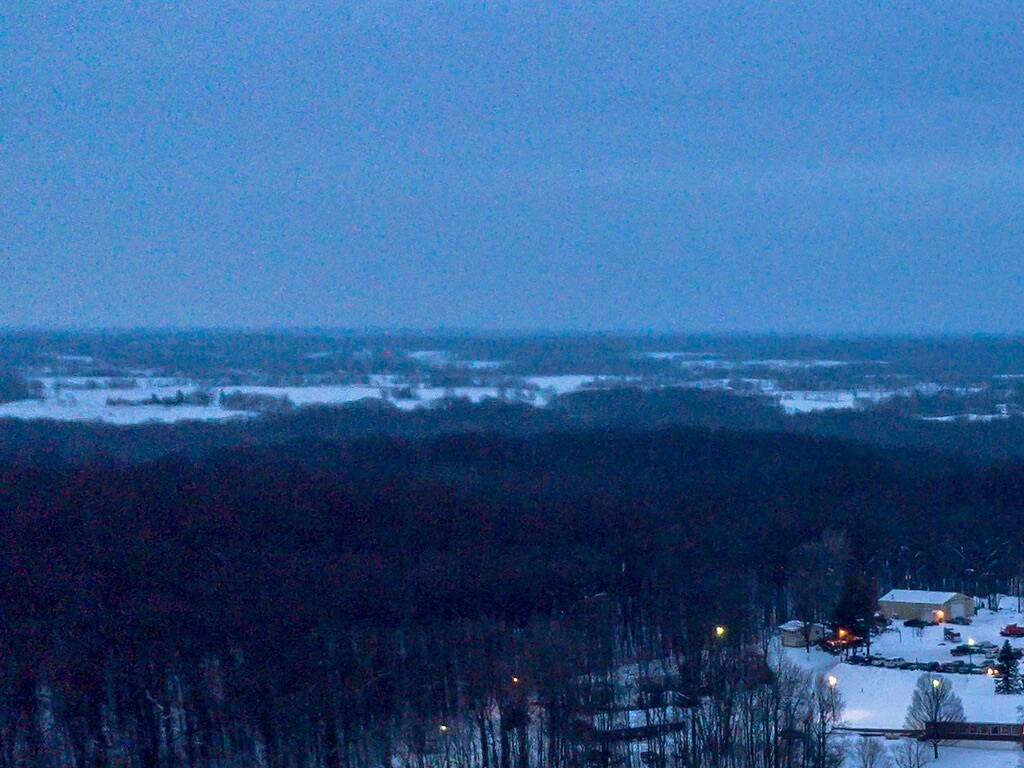 17 Best Ski and Snowboard Resorts Near Chicago To Visit This Winter