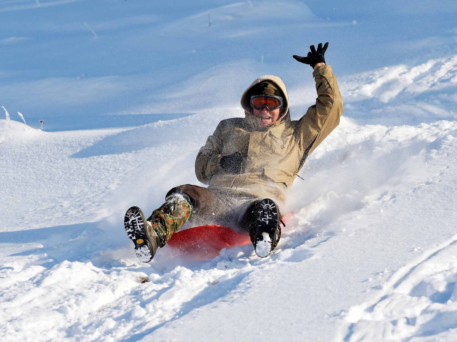18 Best Sledding Hills in Chicago
