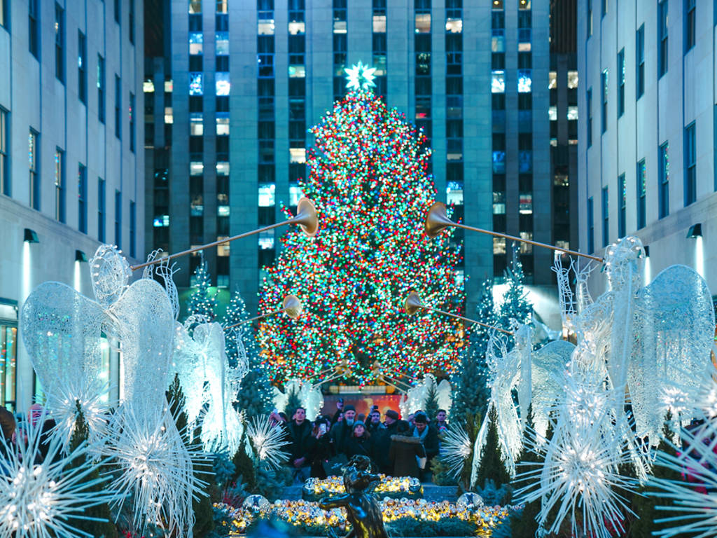 11 Most Beautiful and Iconic Christmas Trees in the World