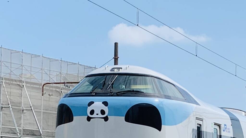 Hop on these 8 amazing novelty trains in Japan