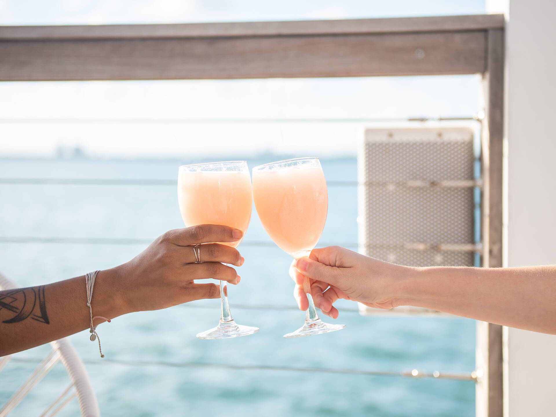 Where to Meet Singles in Miami