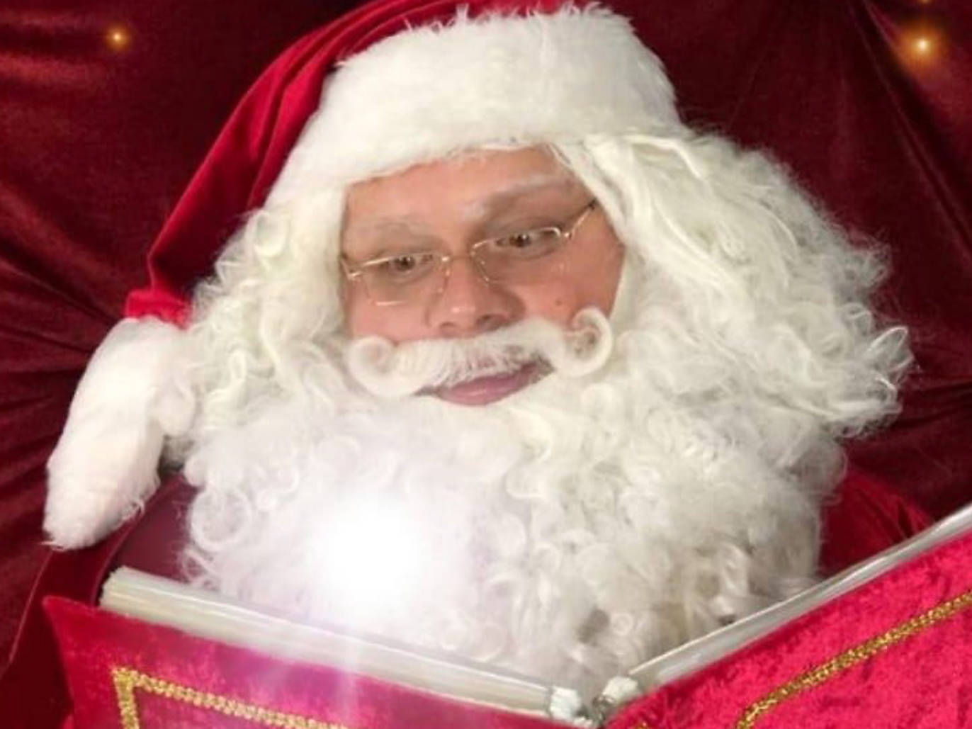 Conoce a Santa Claus y a los elfos por videollamada con estas opciones