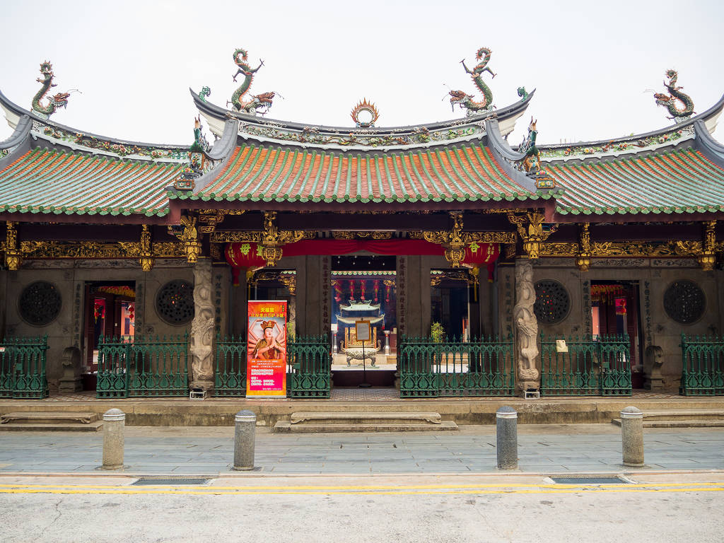 18 Buddhist And Hindu Temples To Visit In Singapore
