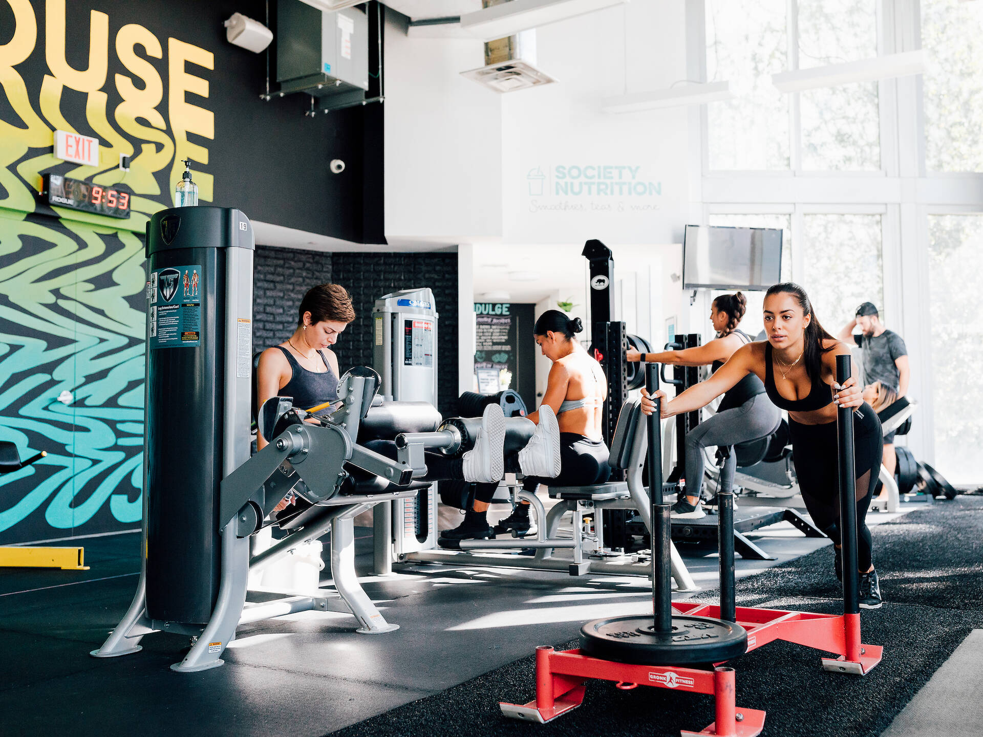 15 Best Gyms in Miami to Get You Fit and Healthy in 2024