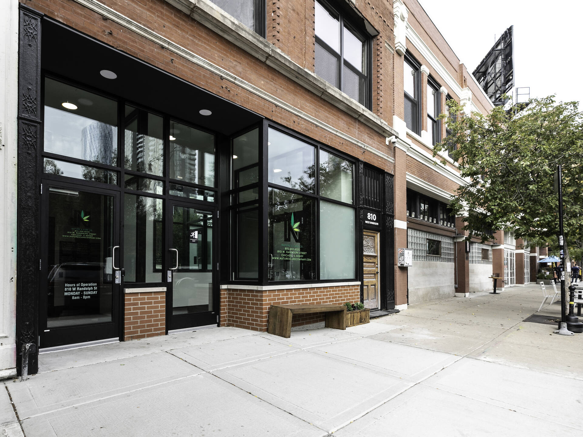 23 Best Dispensaries in Chicago: Where to Buy Legal Weed in Chicago